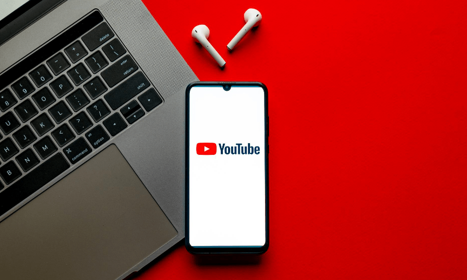 Transform Your YouTube Videos Into Web Stories | Live2.ai